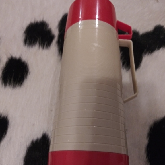 aladdin | Storage & Organization | Aladdin Dura Clad Thermos Bottle Red ...